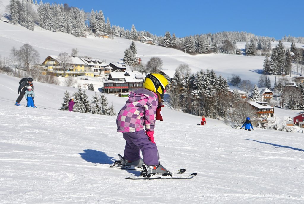 Mit Kindern in den Schnee - Rund um den Winterurlaub mit Kids ...